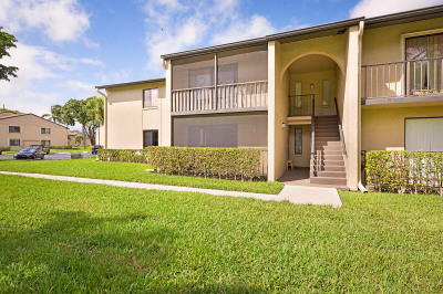 Pine Ridge North Greenacres 5 Homes for Sale | Echo Fine Properties