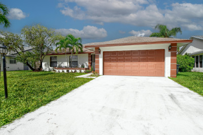 Southwind Lakes Boca Raton 4 Homes for Sale | Echo Fine Properties