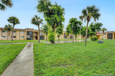 Stonebridge Gardens Lauderhill 3 Homes for Sale | Echo Fine Properties