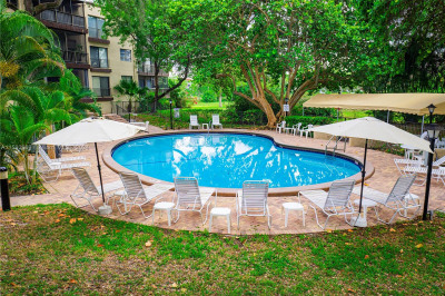The Falls of Inverrary Lauderhill 48 Homes for Sale | Echo Fine Properties
