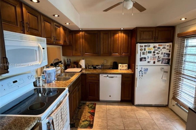 The Falls of Inverrary Lauderhill 53 Homes for Sale | Echo Fine Properties