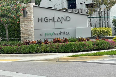 Highland at Park Central Doral 5 Homes for Sale | Echo Fine Properties
