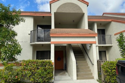 Courtyard of Coral Gate Margate 3 Homes for Sale | Echo Fine Properties