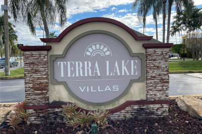 Terra Lake Villas Miami 2 Homes for Sale | Echo Fine Properties