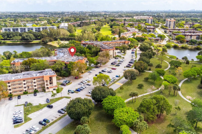 The Falls of Inverrary Lauderhill 53 Homes for Sale | Echo Fine Properties