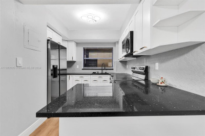 The Falls of Inverrary Lauderhill 48 Homes for Sale | Echo Fine Properties