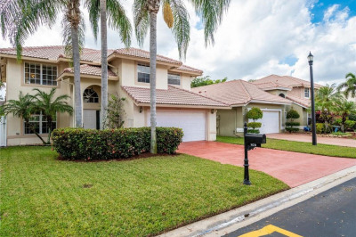 Meadow Lakes Boca Raton 4 Homes for Sale | Echo Fine Properties