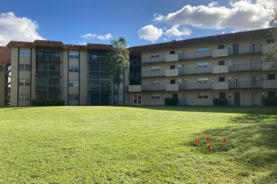 The Falls of Inverrary Lauderhill 48 Homes for Sale | Echo Fine Properties