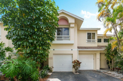 Discovery Pointe Deerfield Beach 6 Homes for Sale | Echo Fine Properties