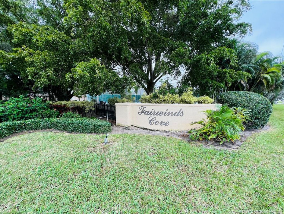 3432 NE Causeway Blvd., Jensen Beach Fairwinds Cove | Echo Fine Properties