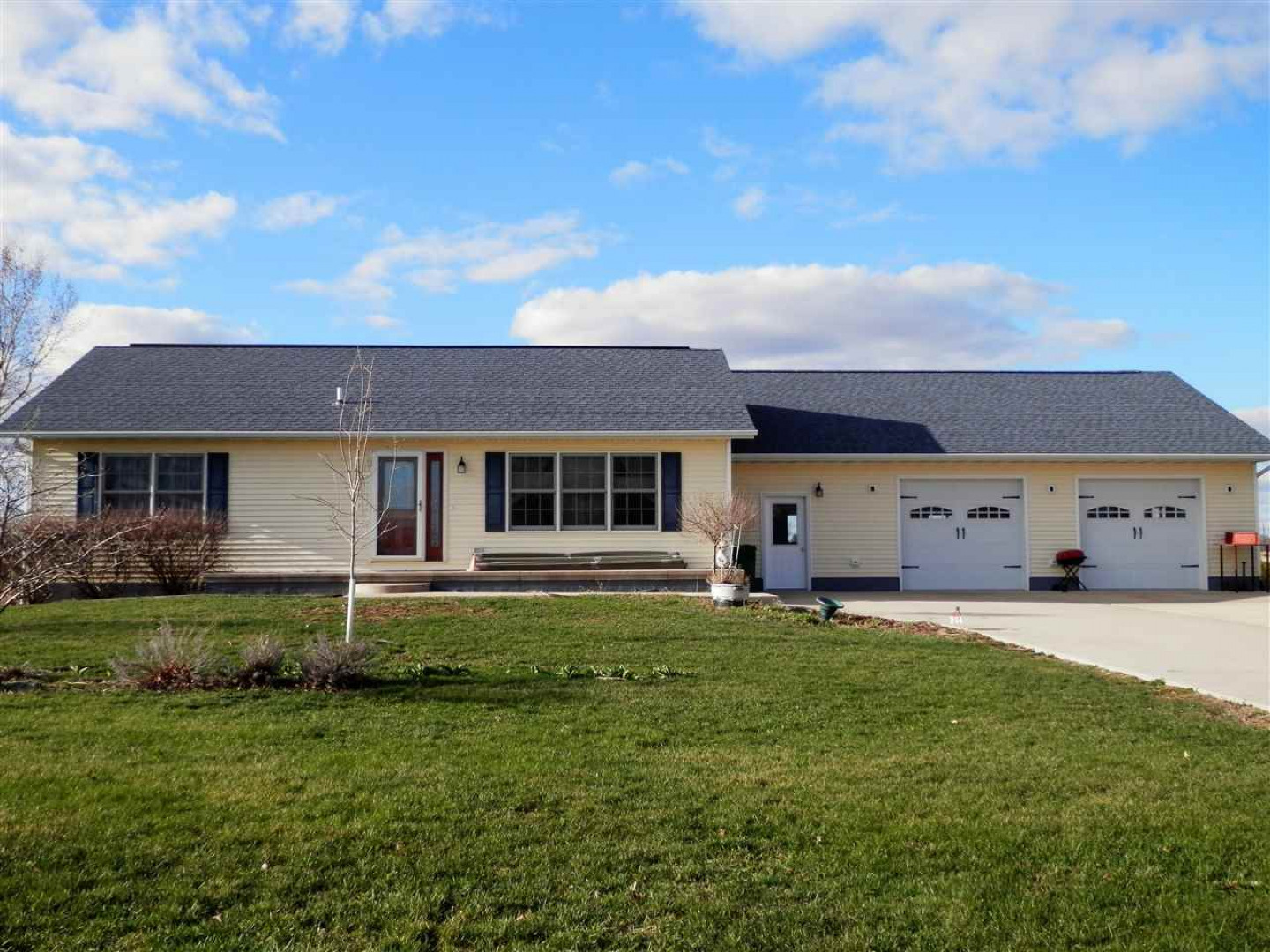 900 Main Street, Brandon, IA | Ruhl&Ruhl