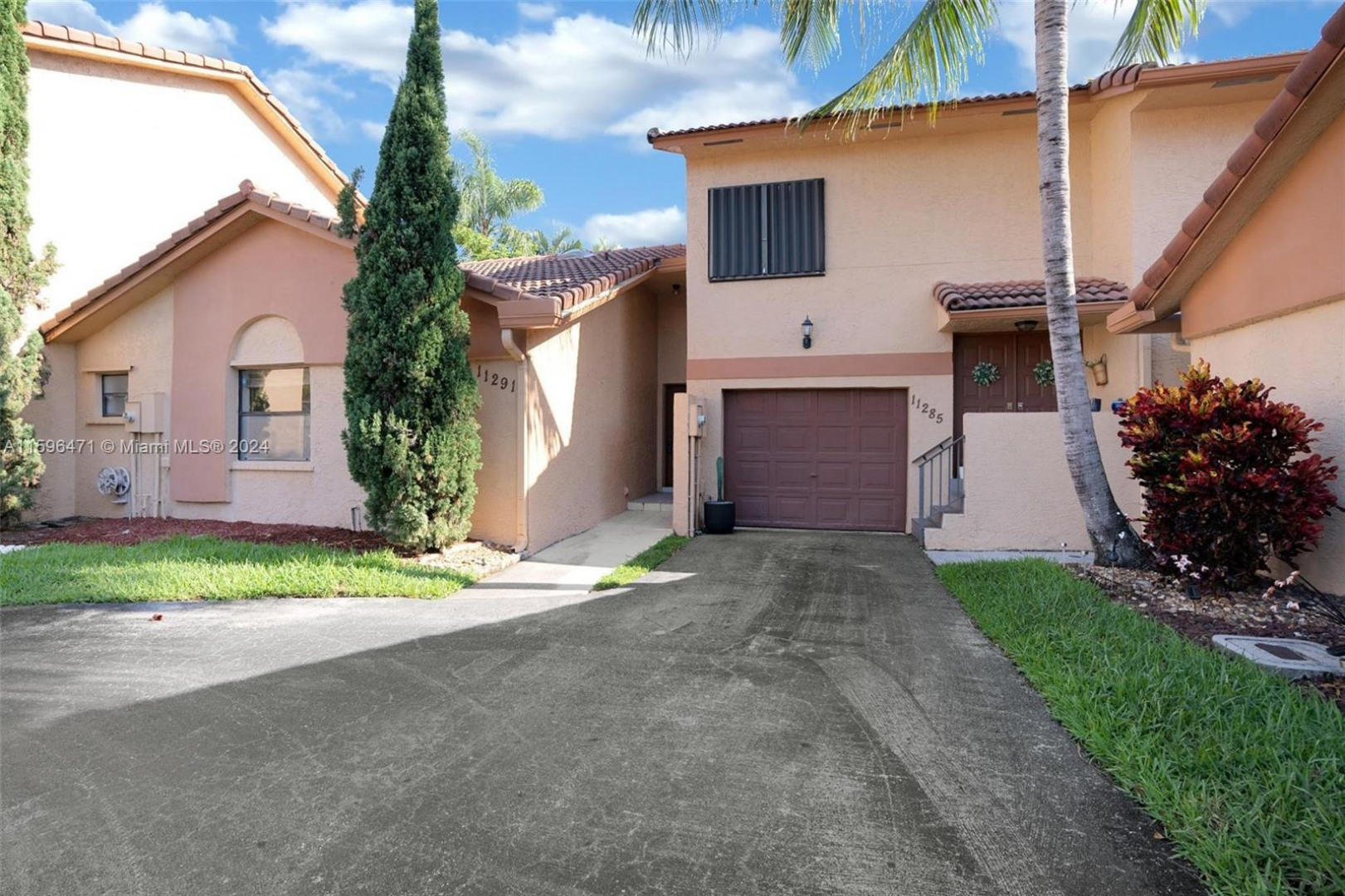 11291 SW 11th St, Pembroke Pines Cooper City | Echo Fine Properties