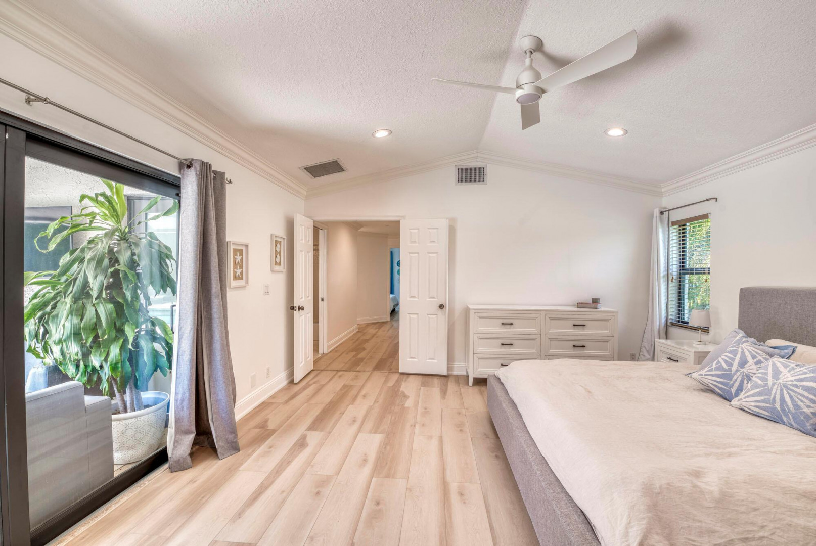 21370 Sweetwater Lane N, Boca Raton Boca Raton | Echo Fine Properties