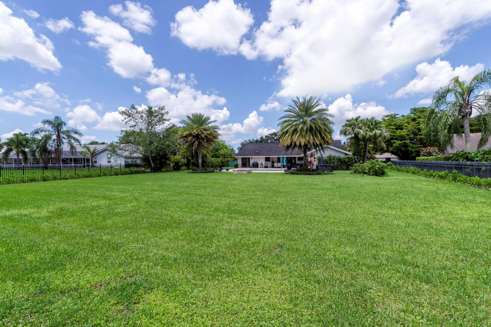 21370 Sweetwater Lane N, Boca Raton Boca Raton | Echo Fine Properties