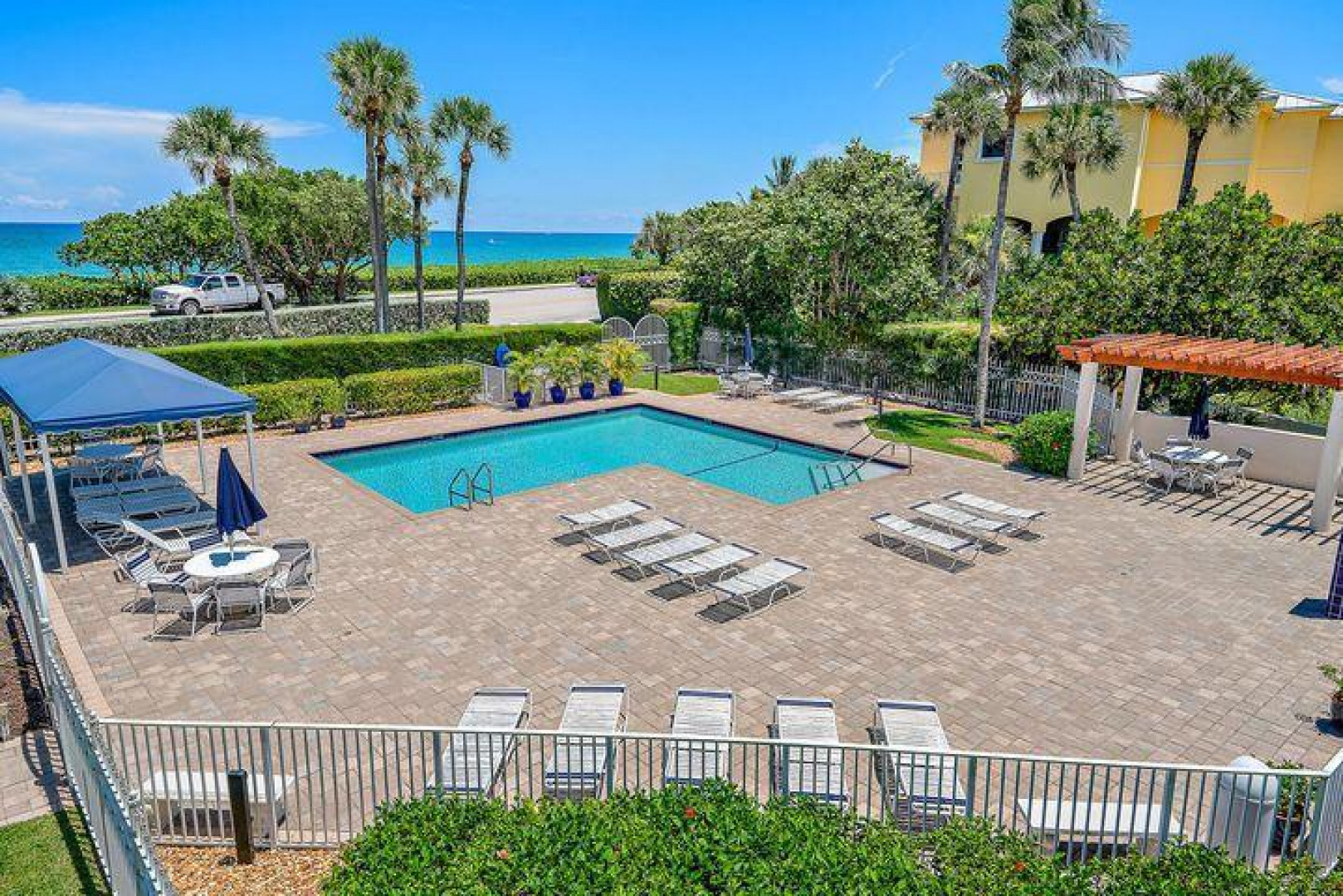 176 Helios Drive, Jupiter Corinthians | Echo Fine Properties