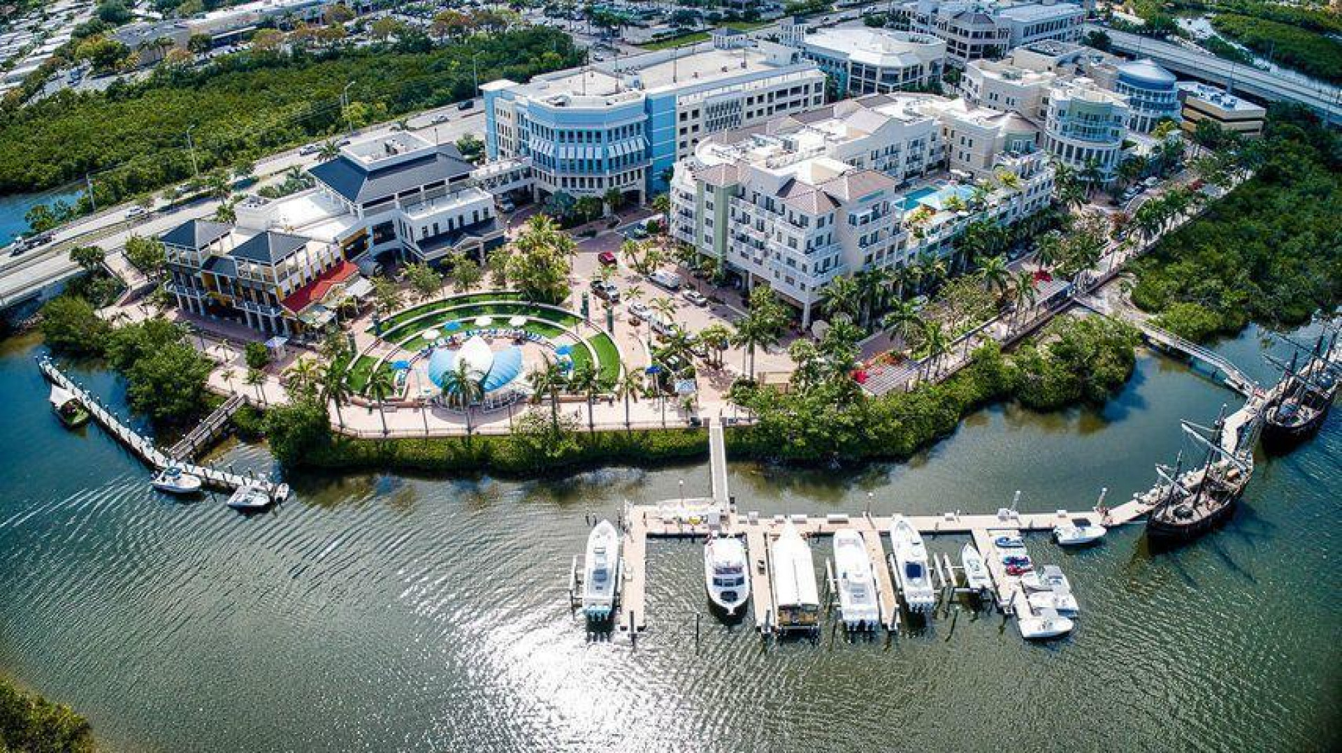 176 Helios Drive, Jupiter Corinthians | Echo Fine Properties