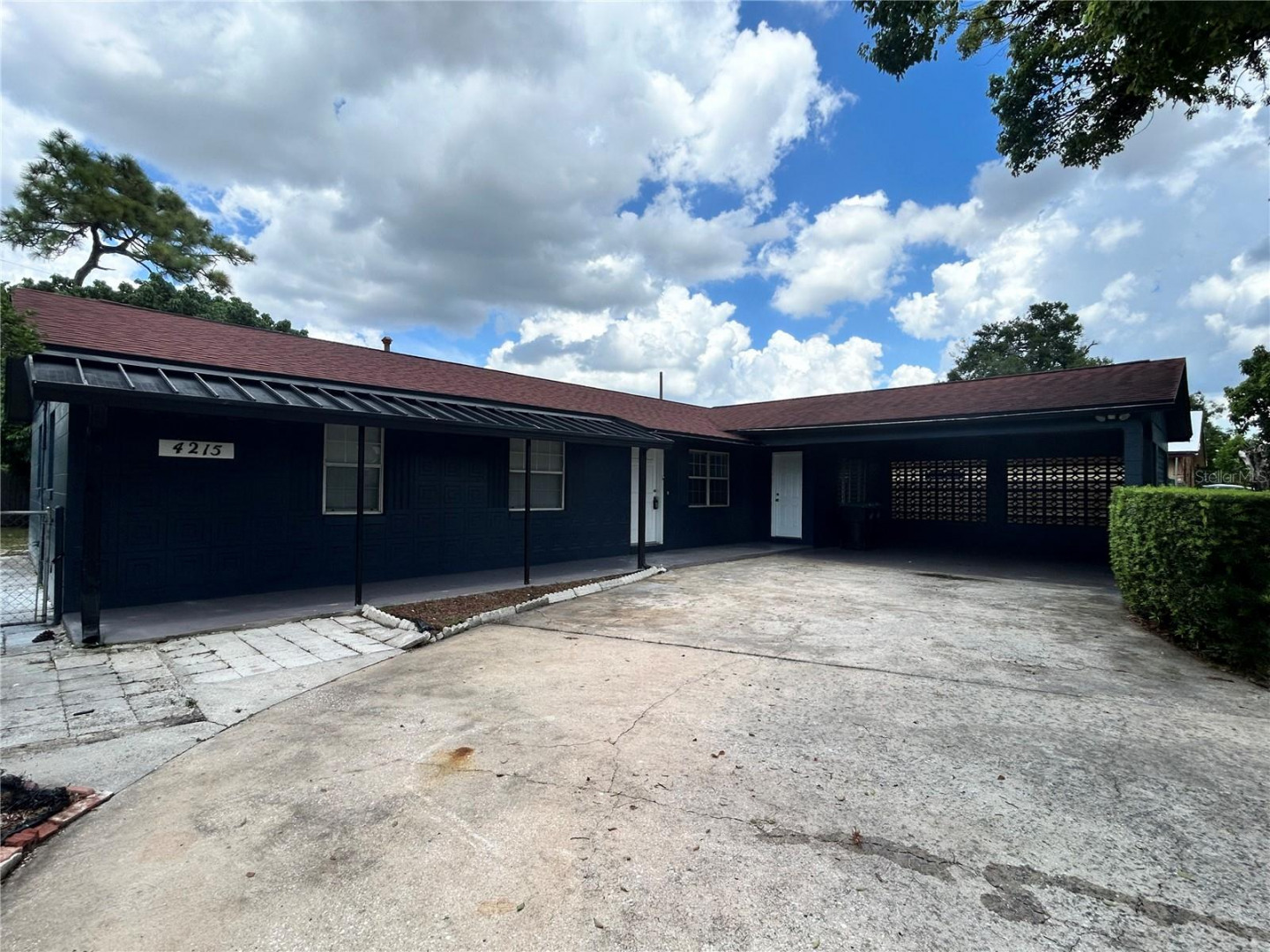 4215 W Oak Ridge Road, Orlando, FL | Sea Glass Properties