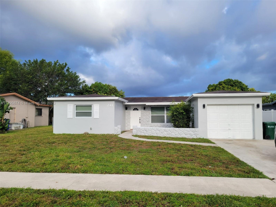 241 NW 77th Ave, Margate Margate | Echo Fine Properties