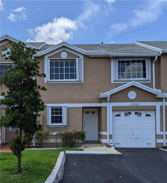 12262 SW 50th Street, Cooper City Cooper City | Echo Fine Properties