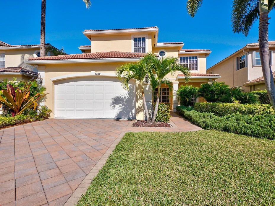 8859 Hidden Acres Drive, Boynton Beach Canyon Lakes | Echo Fine Properties