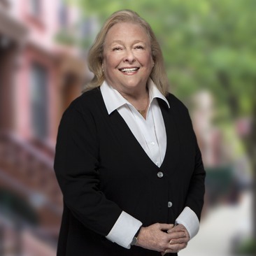 Peggy Aguayo, Licensed Associate Real Estate Broker, Brown Harris Stevens
