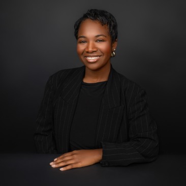 N’Deyah Belle, Licensed Real Estate Salesperson, Brown Harris Stevens