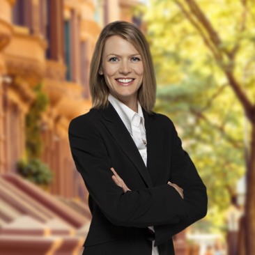 Clare Cossio, Sales Associate, Brown Harris Stevens